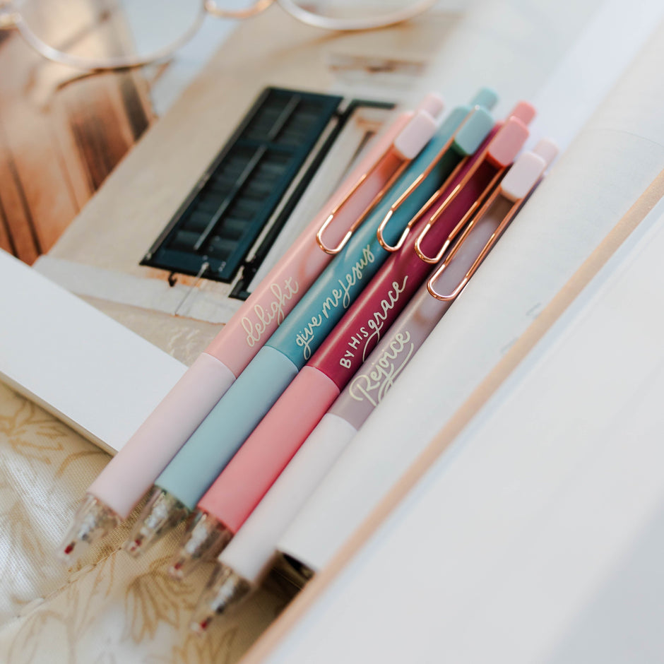 New – The Daily Grace Co.