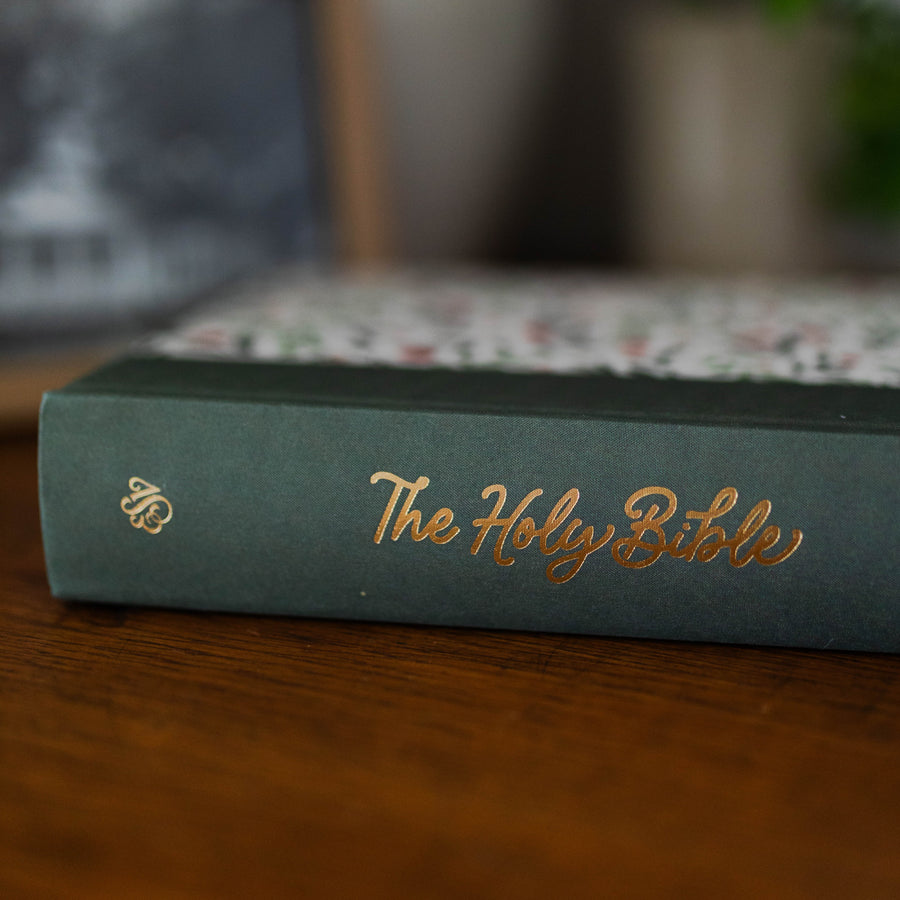 ESV Journaling Bible® - Rust Floral | TDGC – The Daily Grace Co.