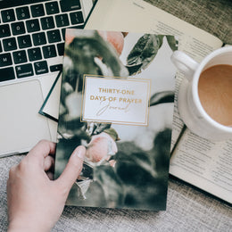 Thirty-One Days of Prayer Journal – The Daily Grace Co.