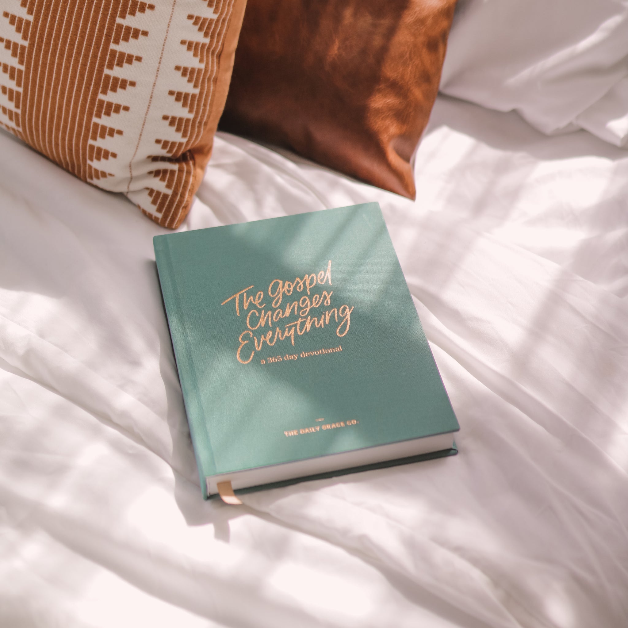 The Gospel Changes Everything | 365-Day Devotional – The Daily Grace Co.